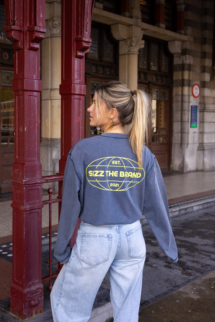 SIZZ Worldwide Longsleeve White | SIZZ the brand